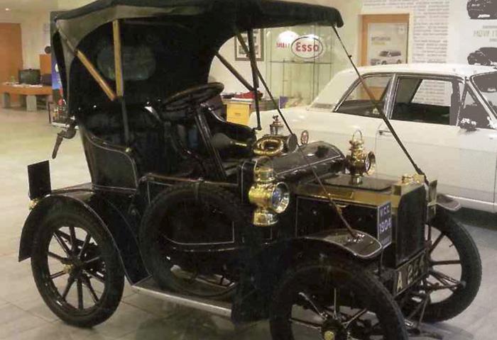 #239 1904 Peugeot - Veteran Car Run 2020 - The RM Sotheby's London to ...